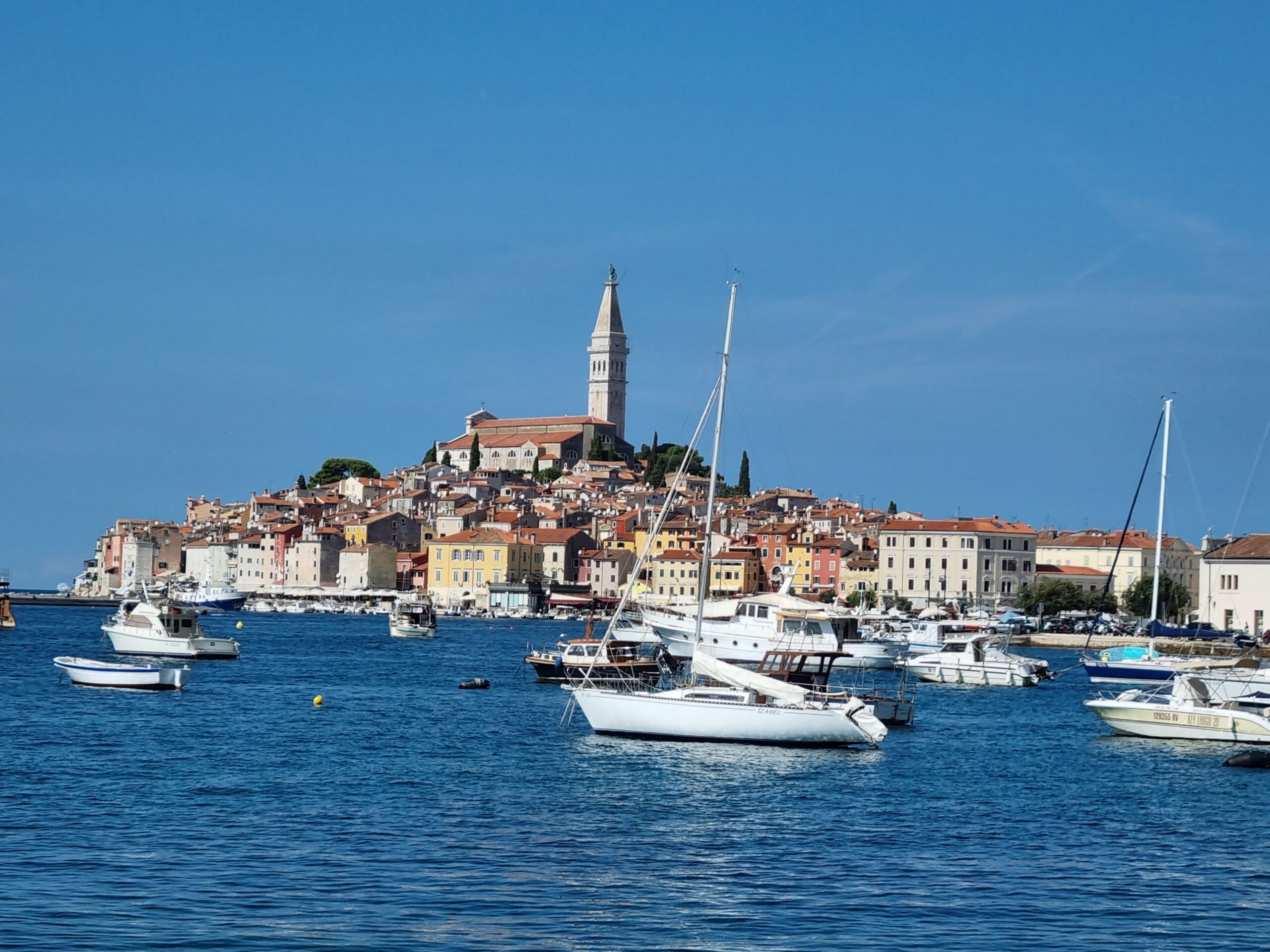 Cijene u restoranima na primorju eksplodirale: "Pljeskavica 16, šnicla ...